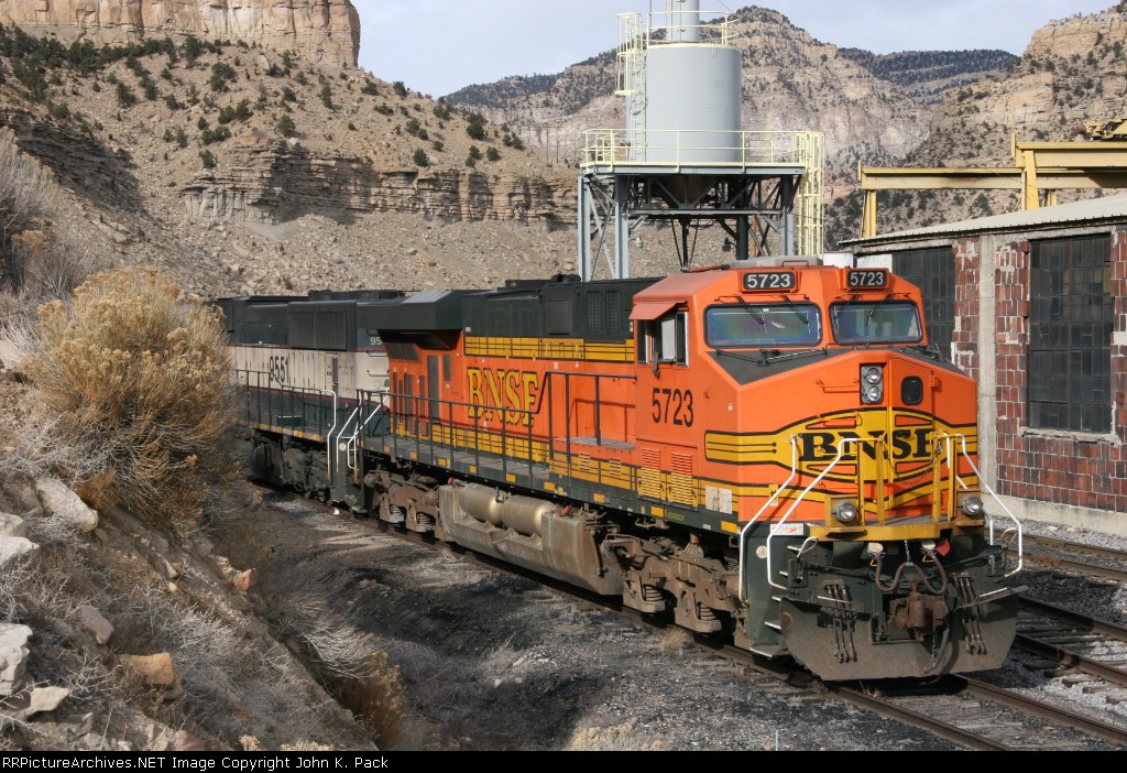 BNSF 5723